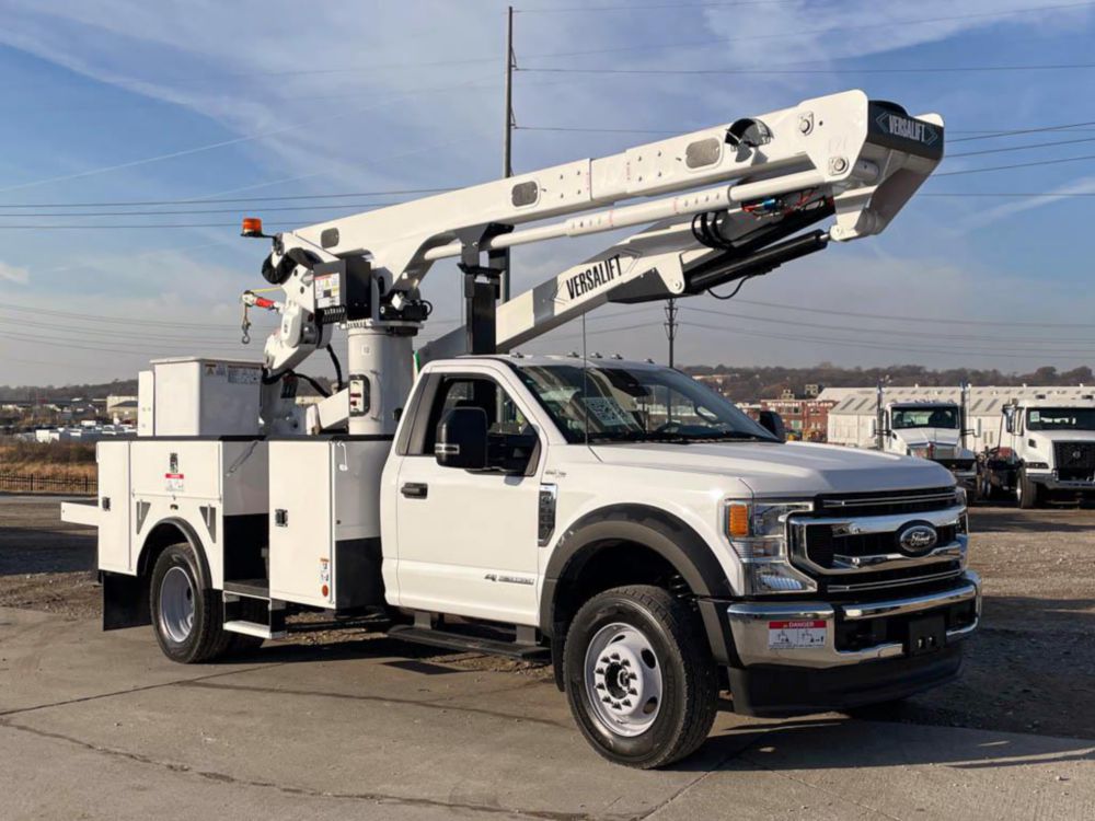 2023 Ford F600 4x4 Versalift VST-52-MHI Bucket Truck