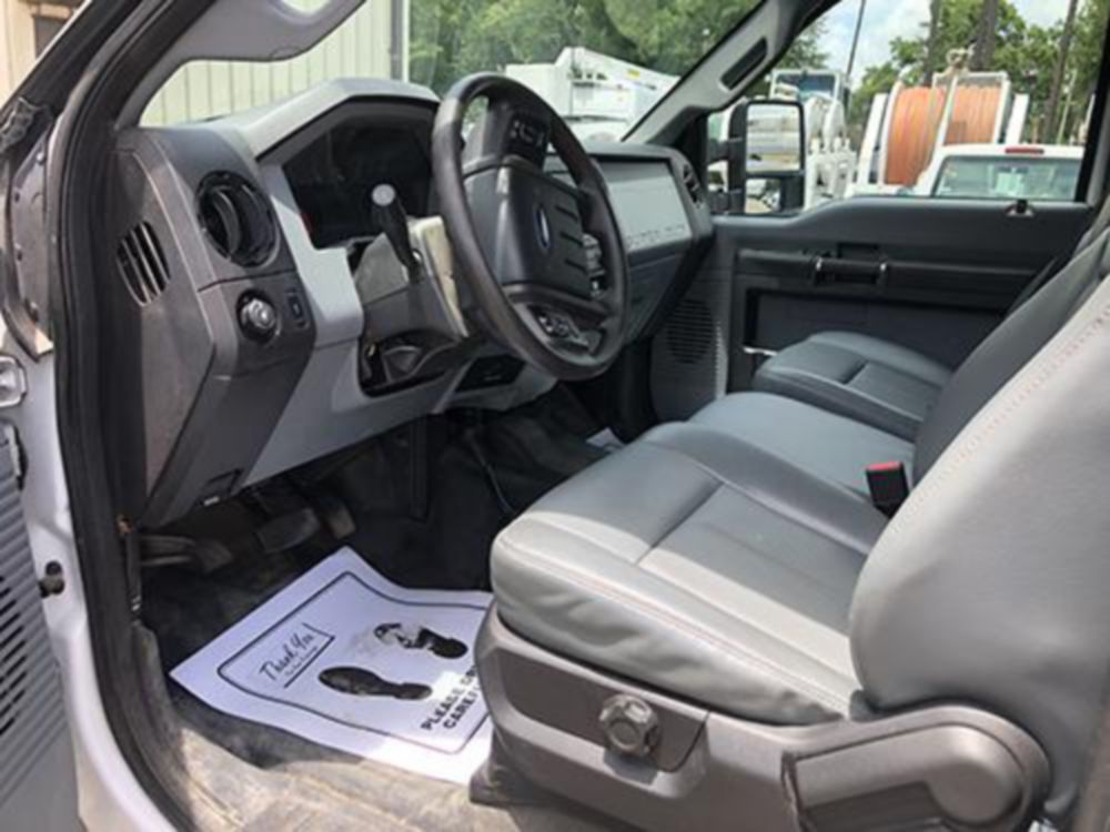 1 ton Pickup Truck Rental - Custom Truck One Source