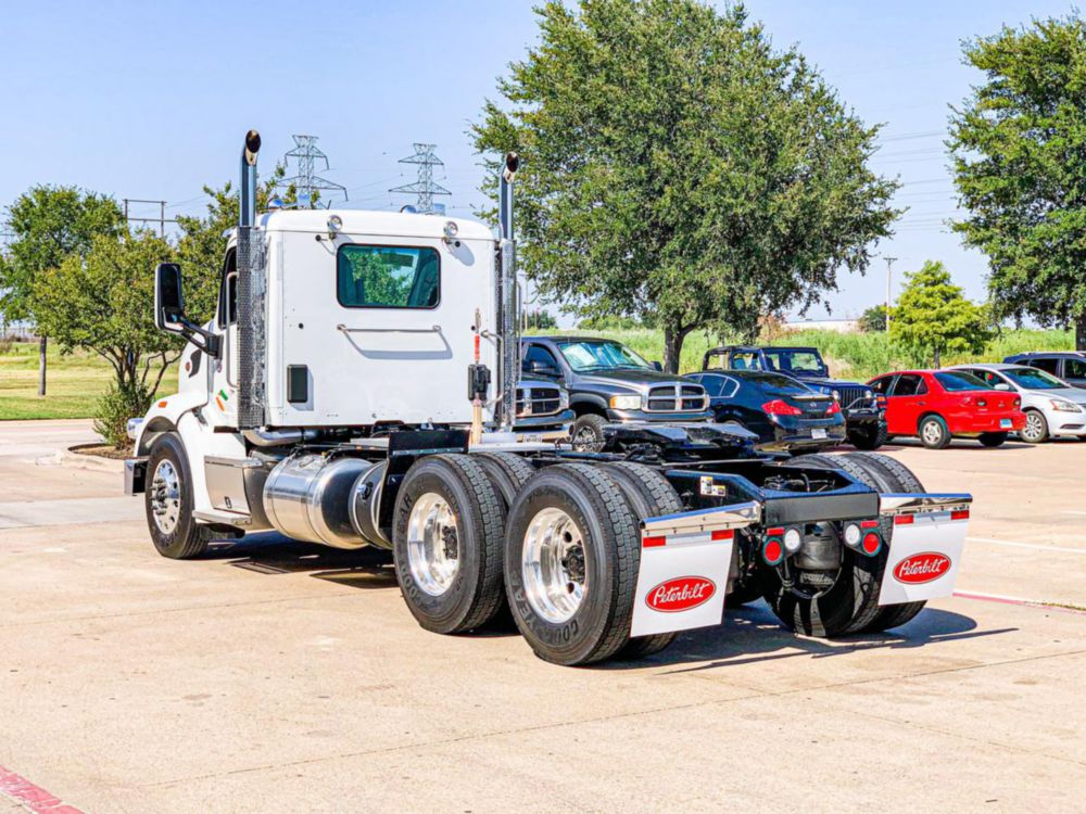 Tandem Axle Highway Tractor Rental - Custom Truck One Source