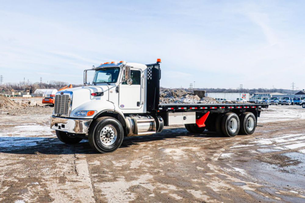 7/8 Flatbed Truck Rental - Custom Truck One Source