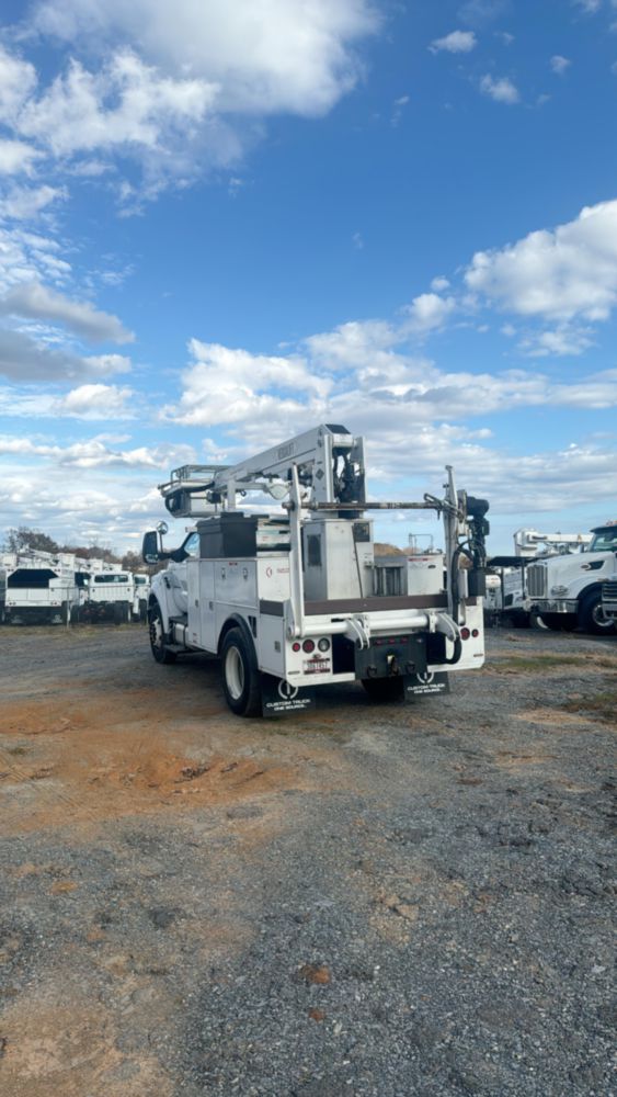 2019 Ford F-750 4x2 Versalift VTP-40-NE Cable Placer