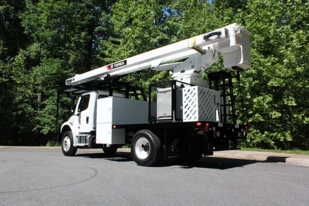 60 ft Forestry Bucket Truck Rental - Custom Truck One Source