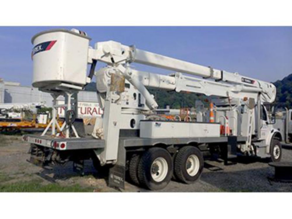 100 ft Transmission Bucket Truck Rental - Custom Truck One Source