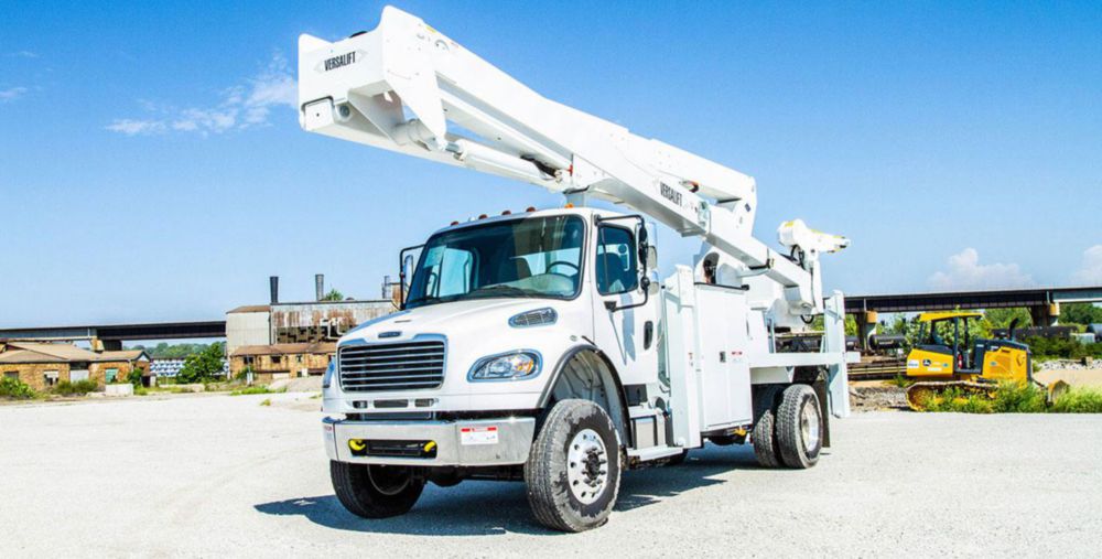 75 ft Transmission Bucket Truck Rental - Custom Truck One Source