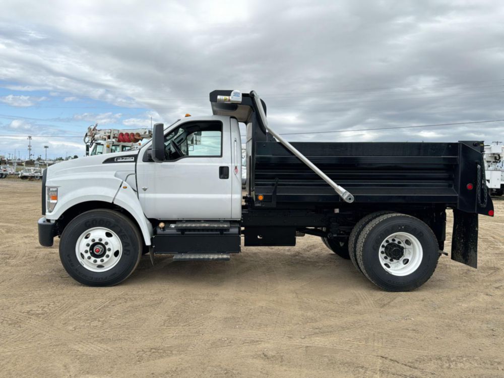 2024 Ford F750 4x2 Dump Truck