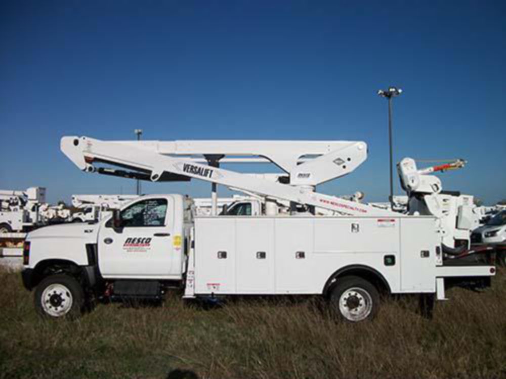52 ft Distribution Bucket Truck Rental - Custom Truck One Source