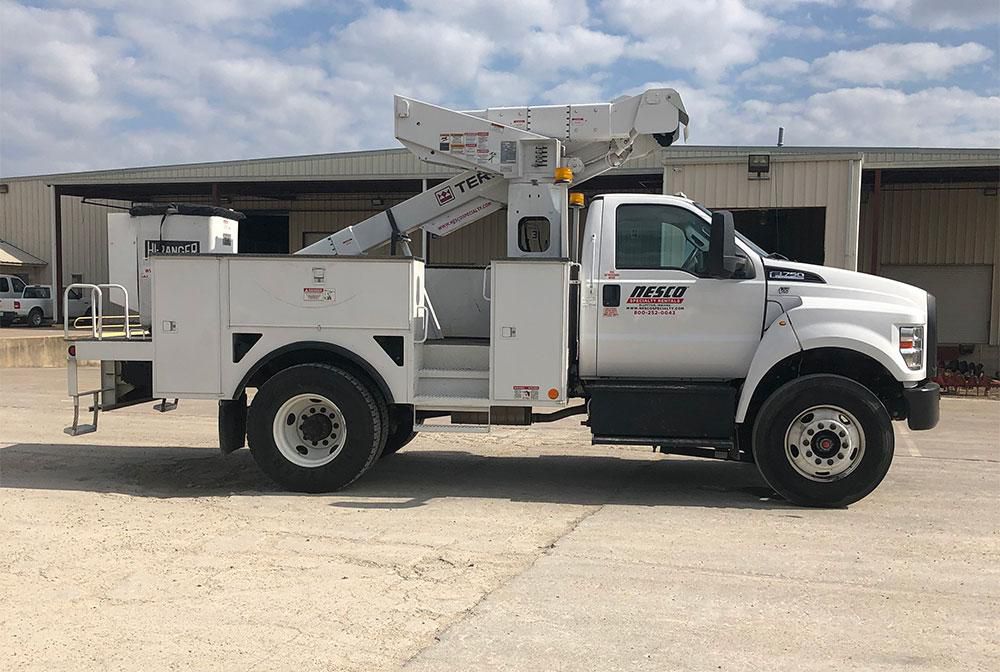 40 ft Distribution Bucket Truck Rental - Custom Truck One Source