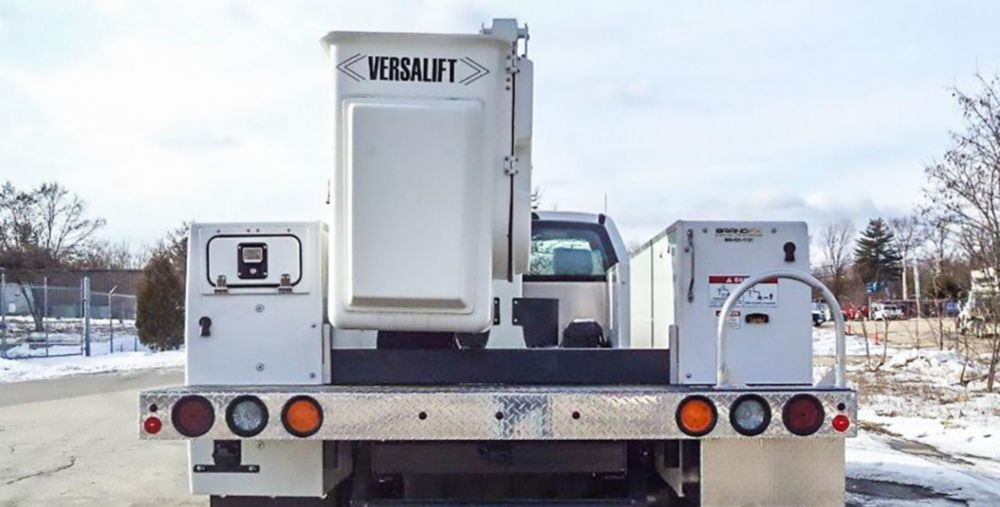 36 ft Telecom Bucket Truck Rental - Custom Truck One Source