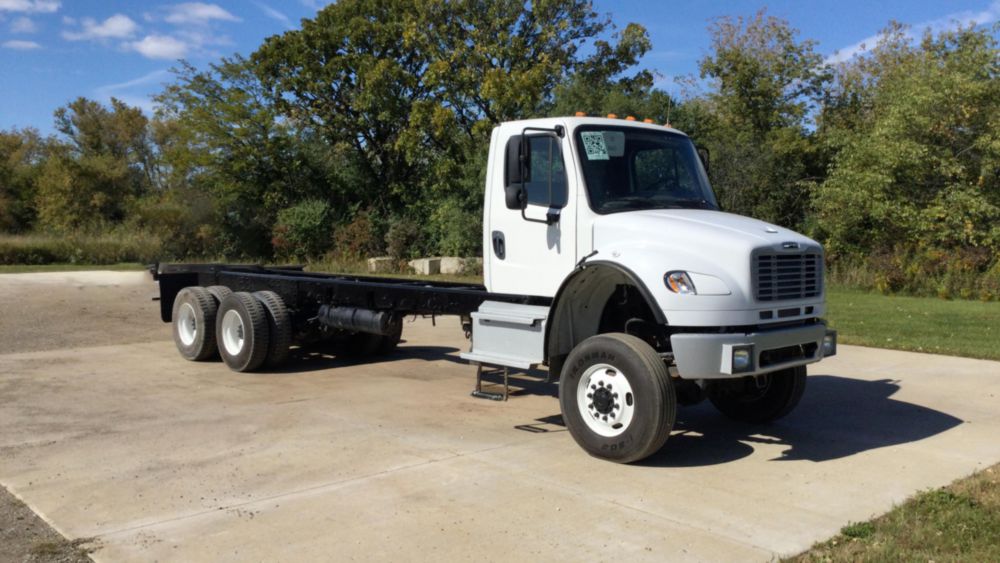 2014 Freightliner M2106 6x6 C&C
