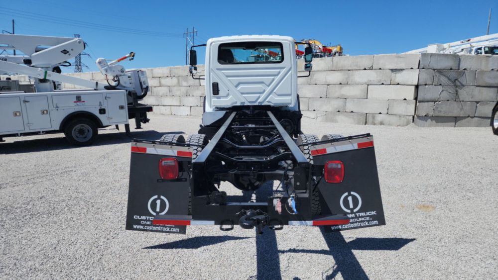 2018 International 7300 4x4 Cab & Chassis