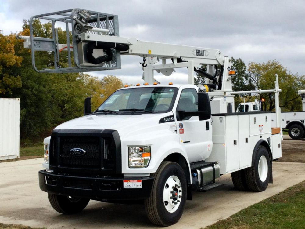 2023 Ford F750 4x2 Versalift VTP-40-NE Cable Placer Truck