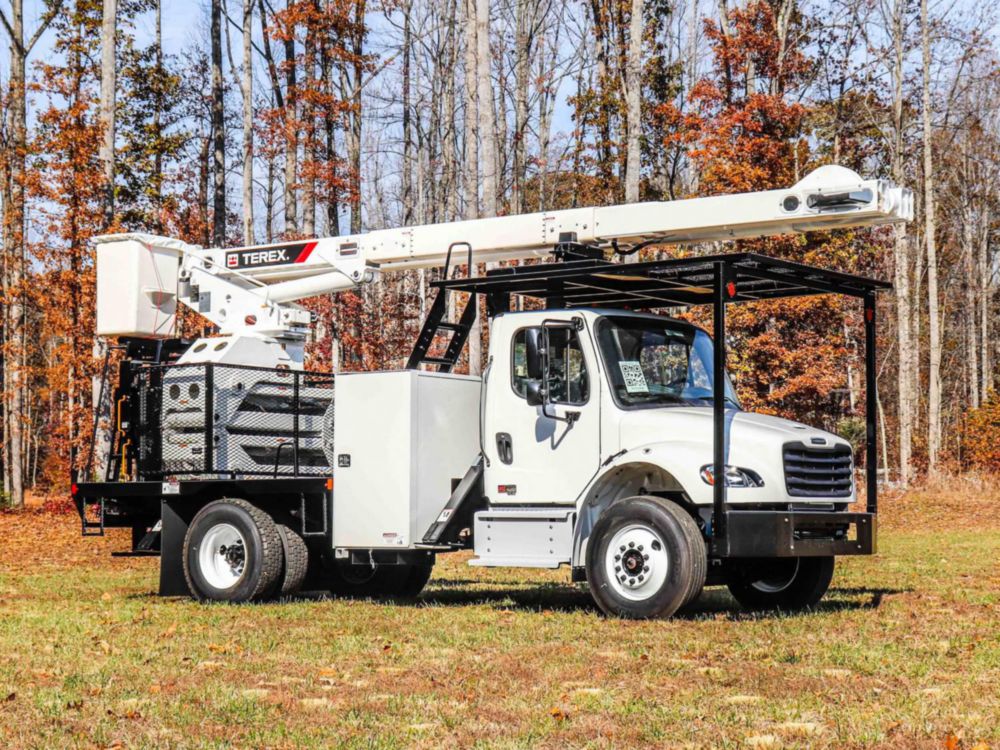 2027 Freightliner M2106 4x2 Terex Utilities XT PRO 60/70-ORA-F-PC ...