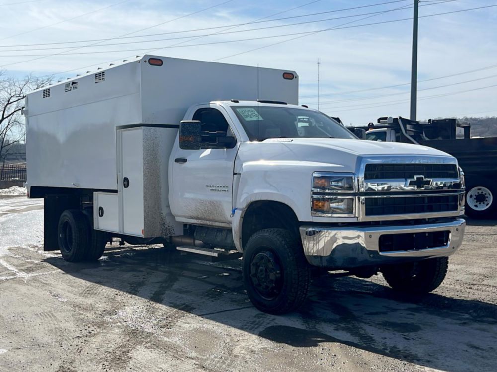 2024 Chevrolet 6500 4x4 Chipper Truck