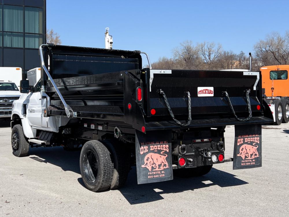 2022 Chevrolet 6500 4x2 11' Ox Stockyard Dump Truck