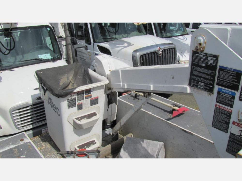 Altec DC47 Digger Derrick 2012 Ford F550 Regular Cab 4X4