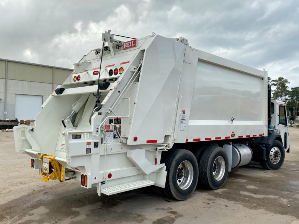 Rear Loader Rental - Custom Truck One Source