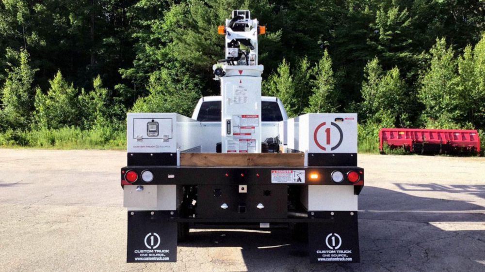 33 ft Telecom Bucket Truck Rental - Custom Truck One Source