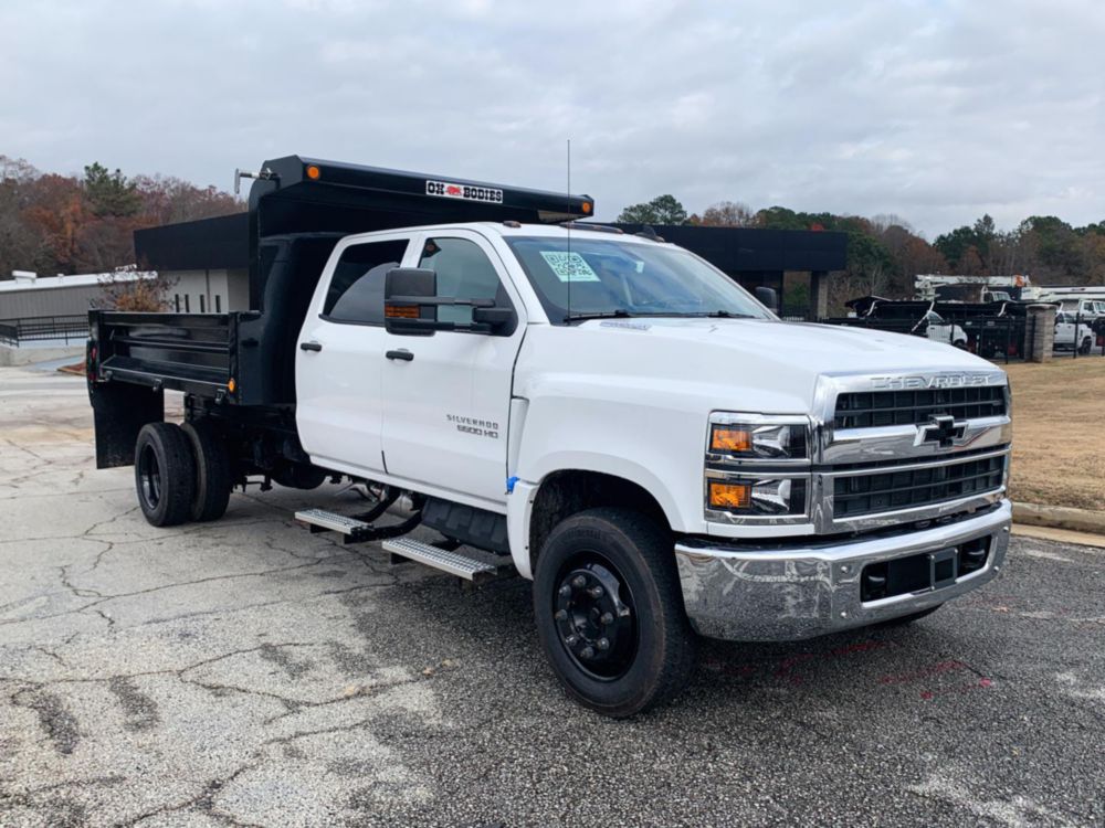 2022 Chevrolet 6500 4x2 Crew Cab 11' Ox Bodies Dump Truck
