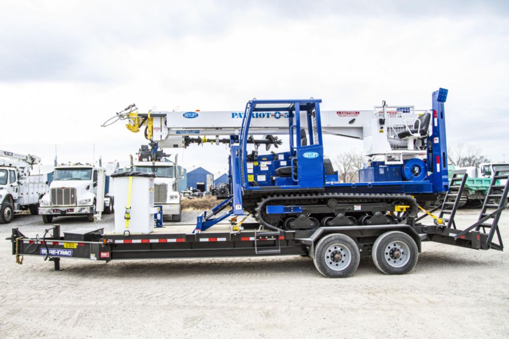 6,000 lbs Track Backyard Digger Derrick Rental - Custom Truck One Source