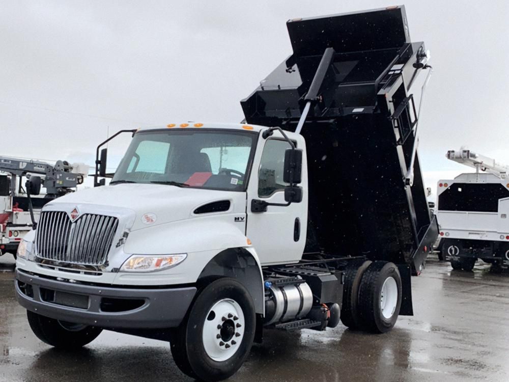 International HV607 4x2 Dump Truck