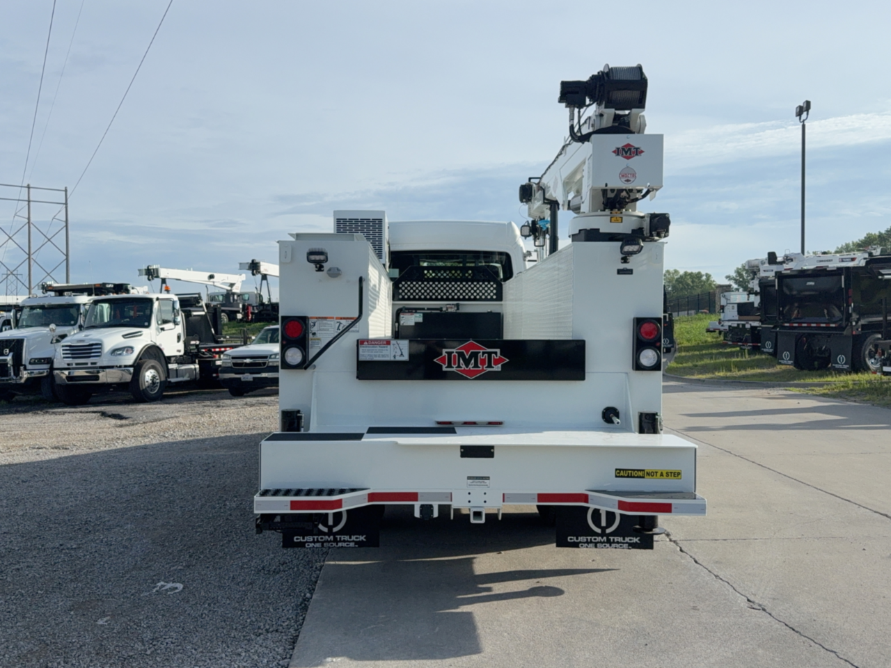 2025 Freightliner M2106 IMT 30' Service Truck