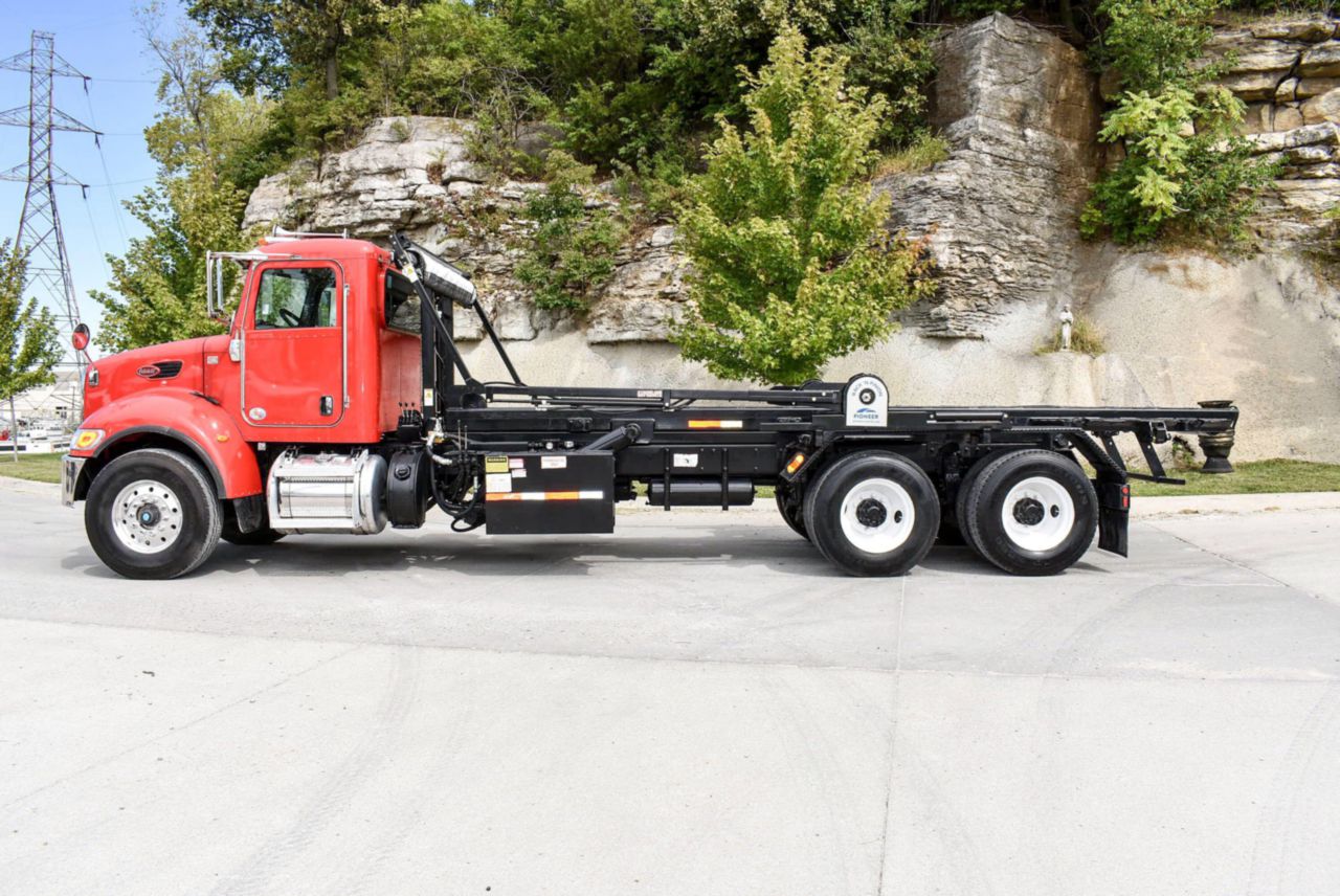 60,000 lbs Roll-Off Truck Rental - Custom Truck One Source