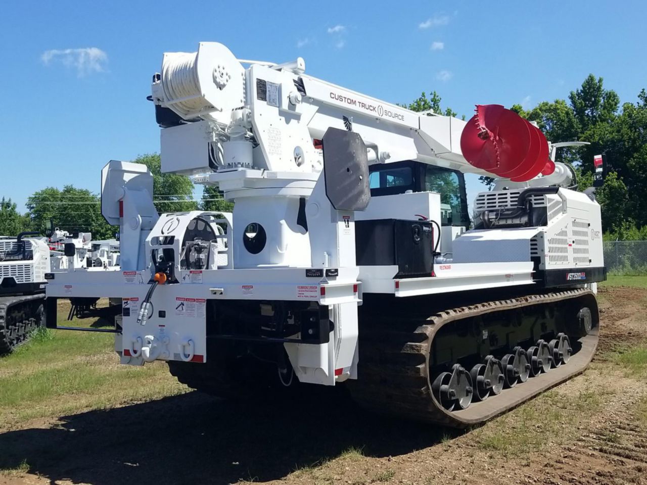 2022 Morooka MST3500VDL Terex Utilities General 80 Track Digger Derrick