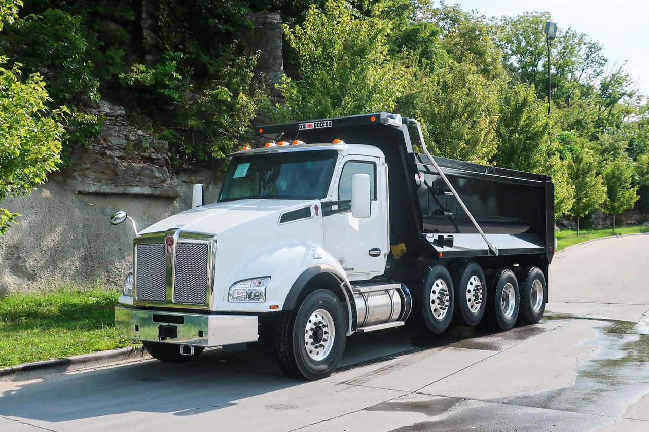 Tandem Axle Dump Truck Rental - Custom Truck One Source