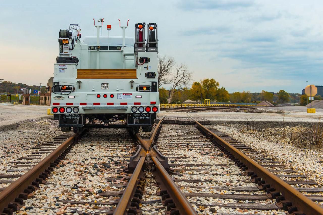 Heavy-Duty Hi-Rail Welder Truck Rental - Custom Truck One Source