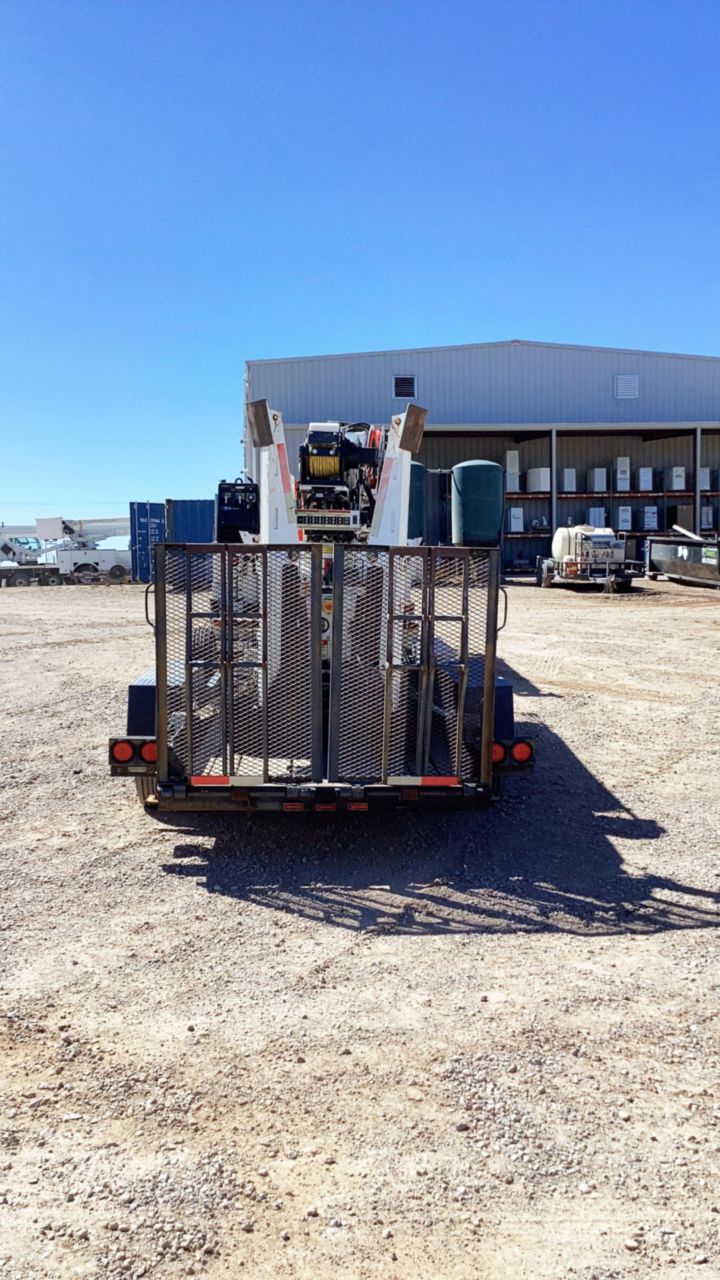 2018 SDP EZ Hauler 55MLP Backyard Derrick