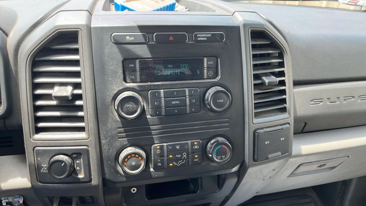 2019 Ford F350 Crew Cab 4x4 Hi-Rail Service Truck