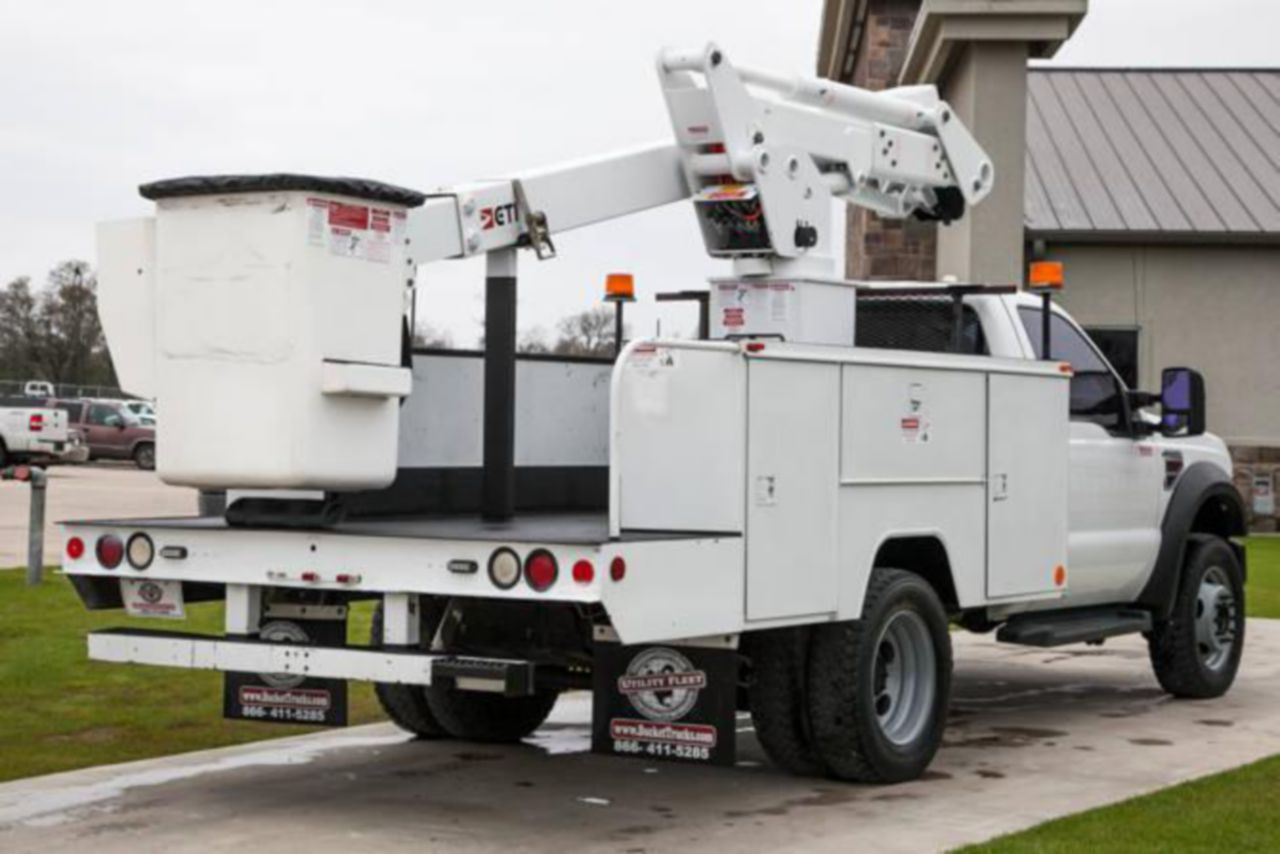 37 ft Telecom Bucket Truck Rental - Custom Truck One Source