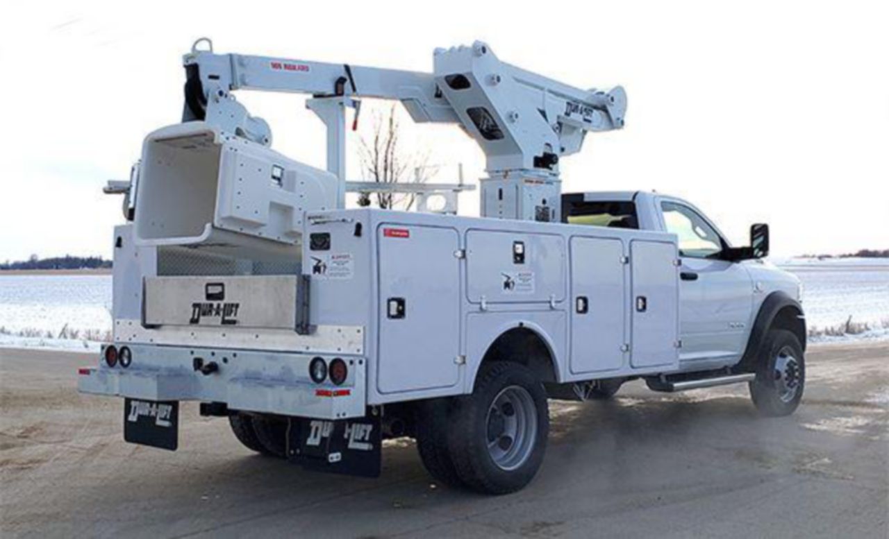 35 ft Telecom Bucket Truck Rental - Custom Truck One Source