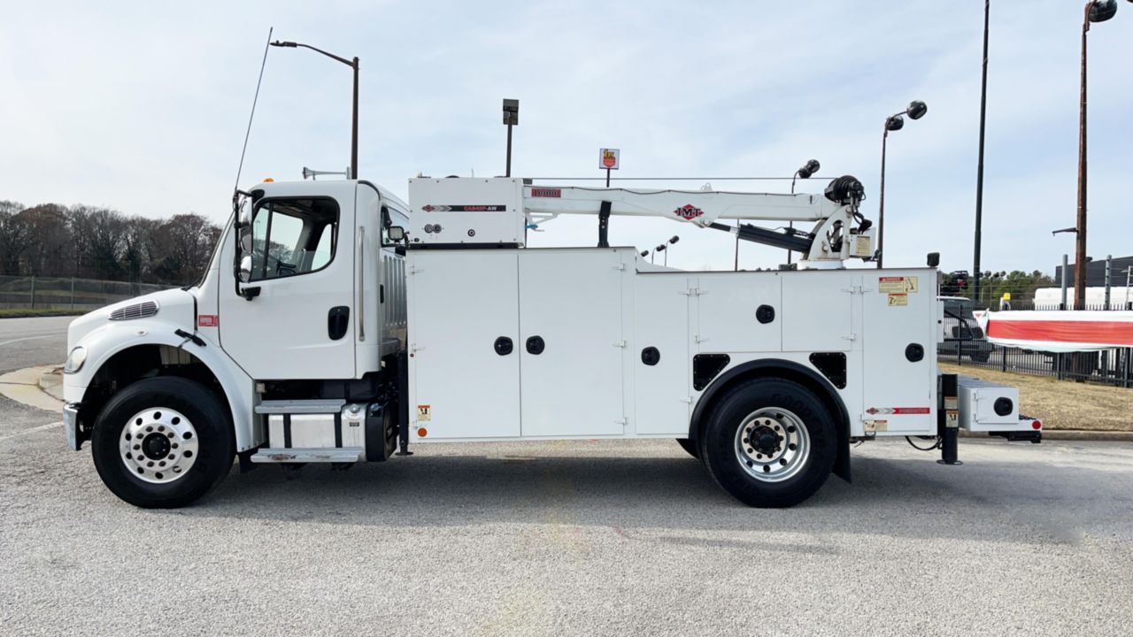 2020 Freightliner M2106 4x2 IMT DOM2S3 Service Truck With Crane