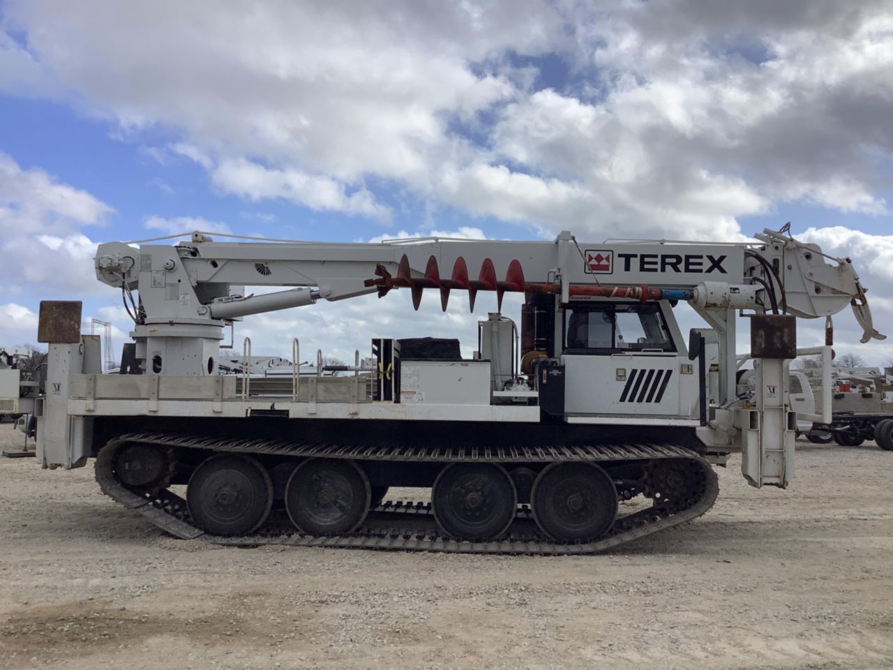 2011 Prinoth GT3000 2012 Terex General 65 Track Digger Derrick