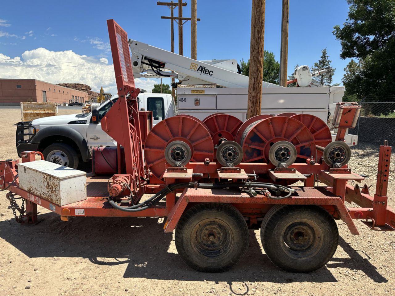 1990 Sherman Reilly Cable-Puller Trailer