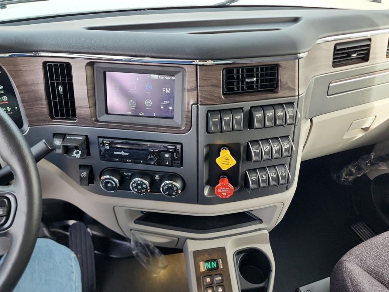 Quint Axle Dump Truck Rental - Custom Truck One Source