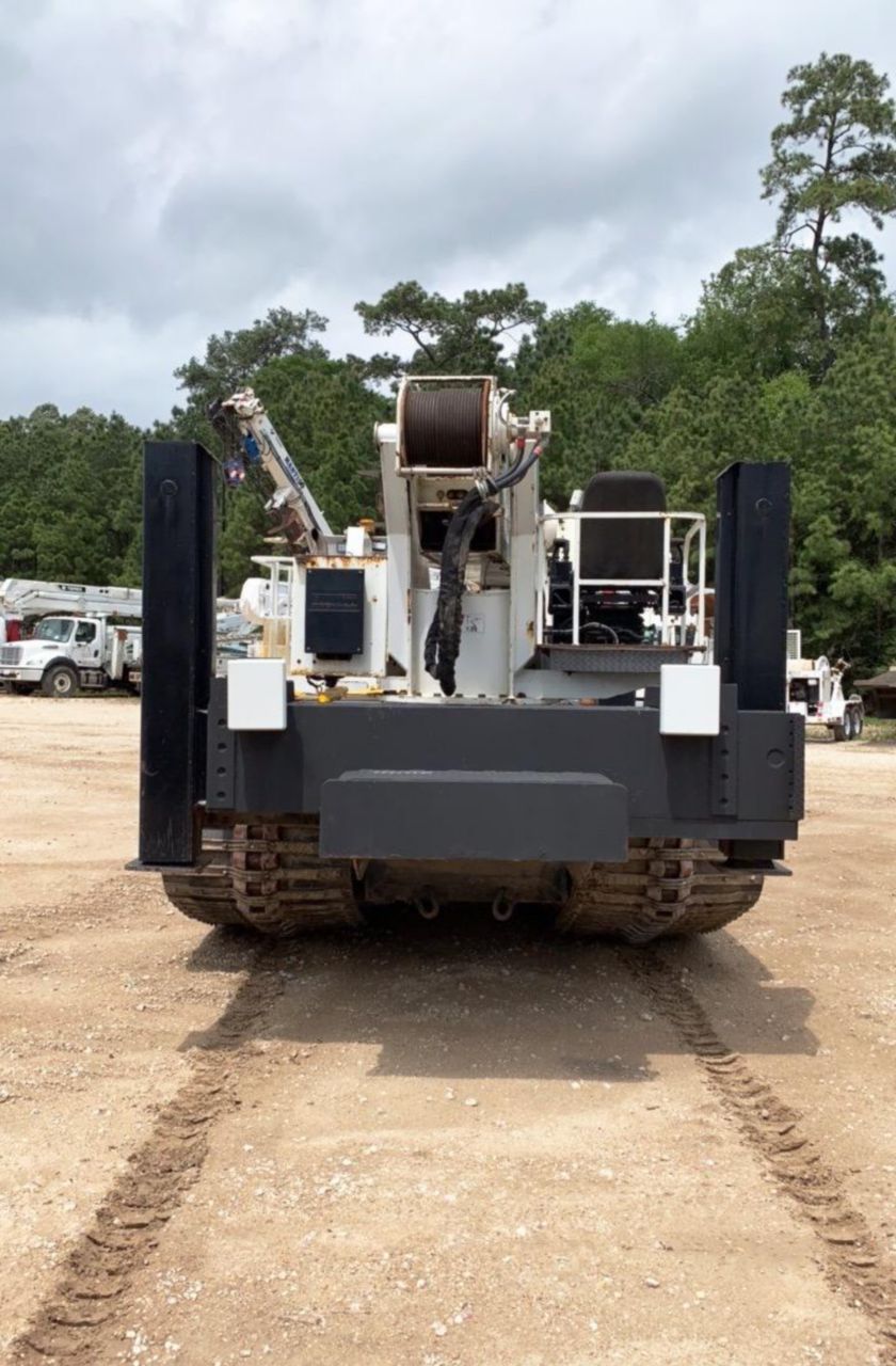 2010 PowerTraxx 15SW-HF Elliott 30105R Track Mount Crane