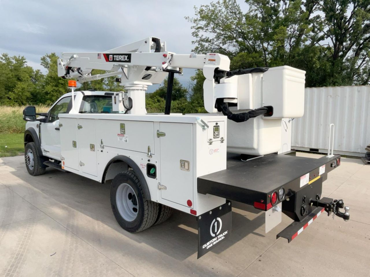 2025 Ford F600 4x4 Terex Utilities LT40 Bucket Truck