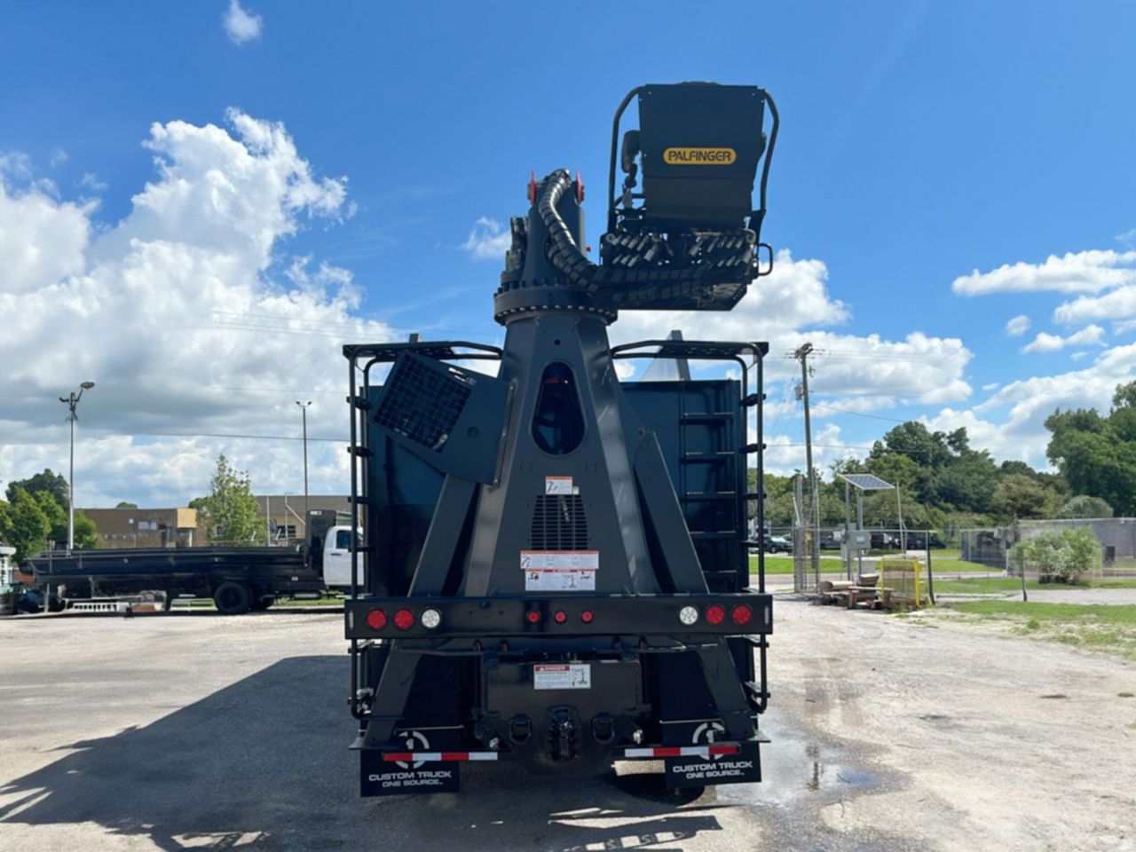 2024 Freightliner 114SD 6x4 Palfinger Epsilon M13A80 Grapple Truck