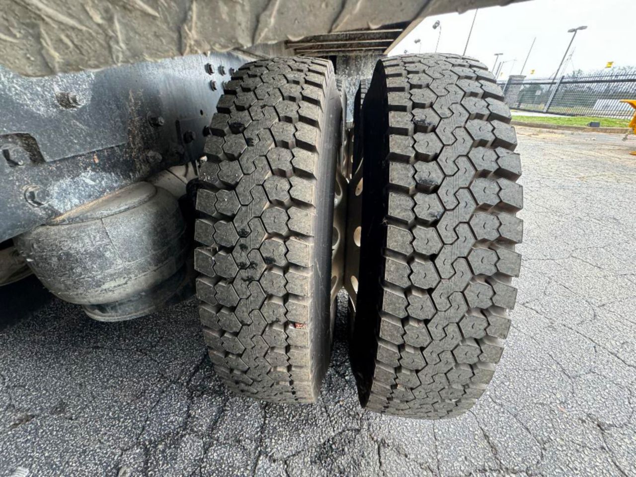 Terex TM-125 Bucket/2016 Peterbilt 365 Tri-Drive Diesel Truck