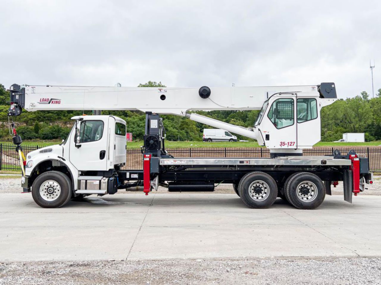 2022 Freightliner M2106 6x4 Load King Stinger 35-127RS Boom Truck