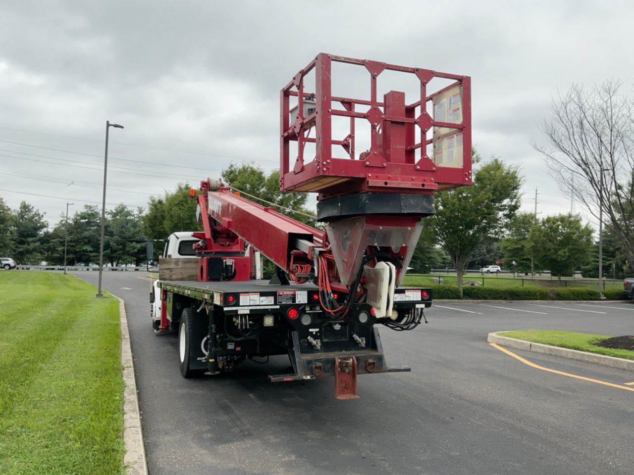 2016 Freightliner M2106 4x2 Elliott I70F Hi-Rail Bucket Truck